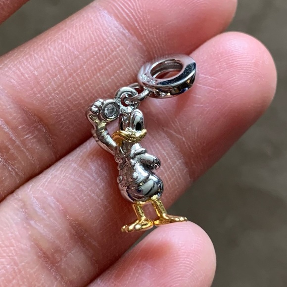 Jewelry | Nwot Disney 10th Anniversary Donald Duck Diamond Dangle Charm ...